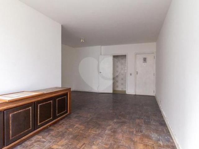 Apartamento com 3 quartos à venda em Cerqueira césar SP