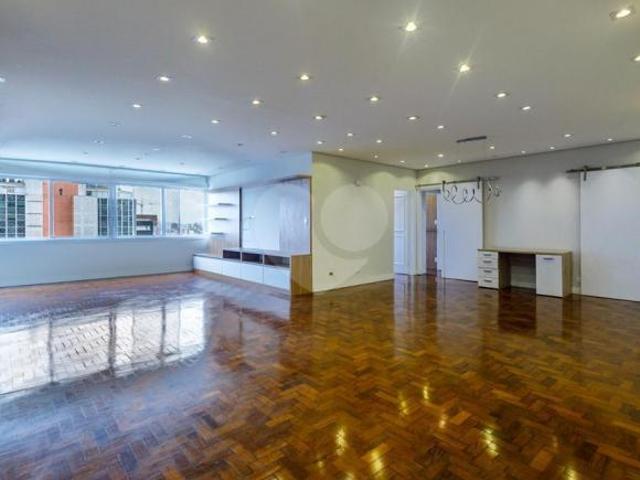 Apartamento com 3 quartos à venda em Cerqueira césar SP
