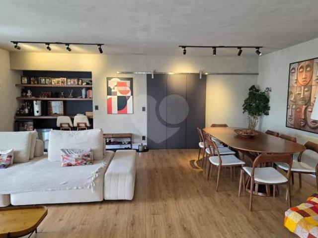 Apartamento com 3 quartos à venda em Aclimação SP