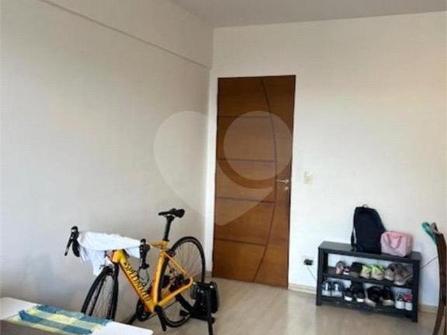 Apartamento com 3 quartos à venda em Aclimação SP