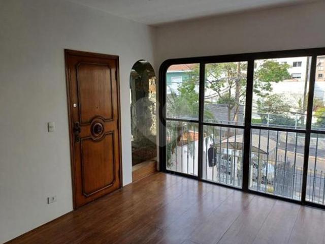 Apartamento com 3 quartos à venda em Aclimação SP