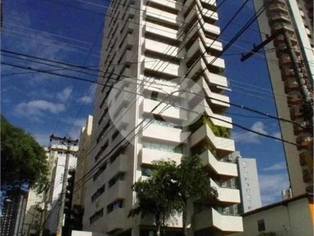 Apartamento com 3 quartos à venda em Aclimação SP