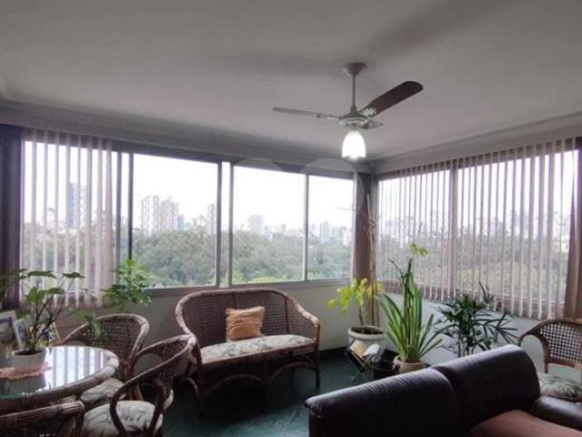 Apartamento com 3 quartos à venda em Aclimação SP