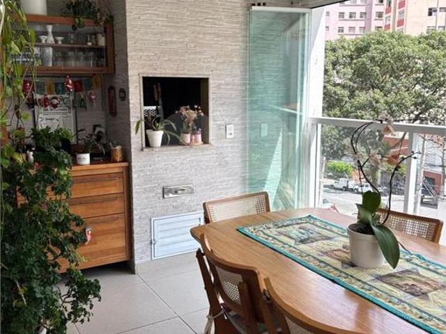 Apartamento com 3 quartos à venda em Aclimação SP