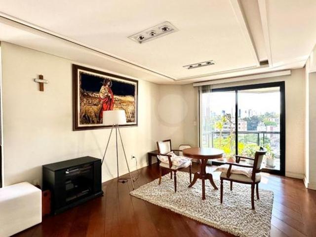 Apartamento com 3 quartos à venda em Aclimação SP