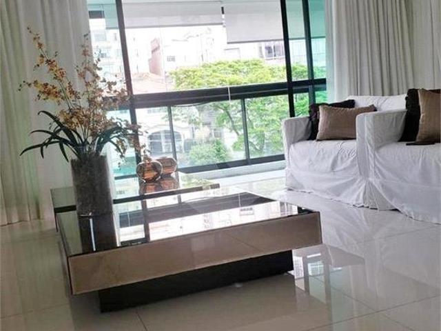 Apartamento com 3 quartos à venda em Aclimação SP
