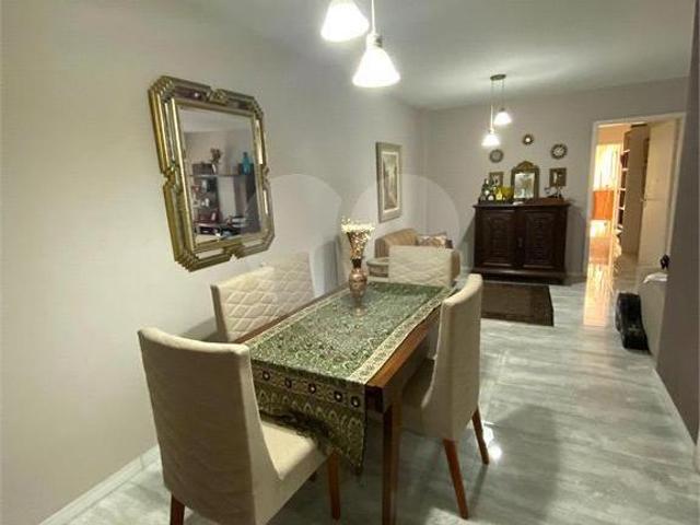 Apartamento com 3 quartos à venda em Água verde PR