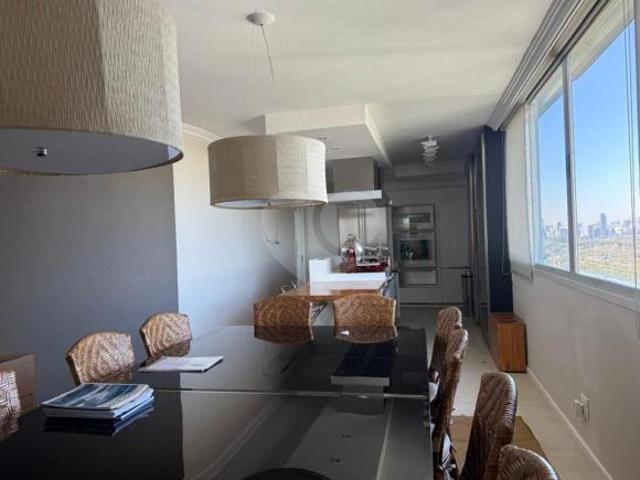 Apartamento com 3 quartos à venda em Alto de pinheiros SP