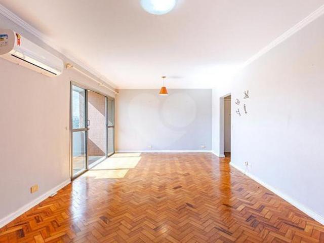 Apartamento com 3 quartos à venda em Alto de pinheiros SP