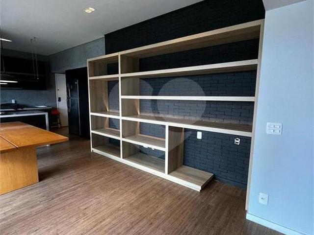 Apartamento com 3 quartos à venda em Alphaville empresarial SP