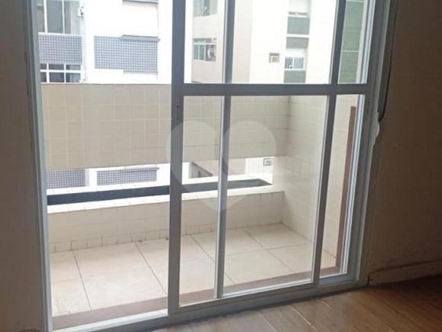 Apartamento com 3 quartos à venda em Boqueirão SP
