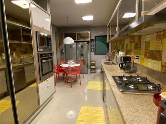 Apartamento com 3 quartos à venda em Boqueirão SP