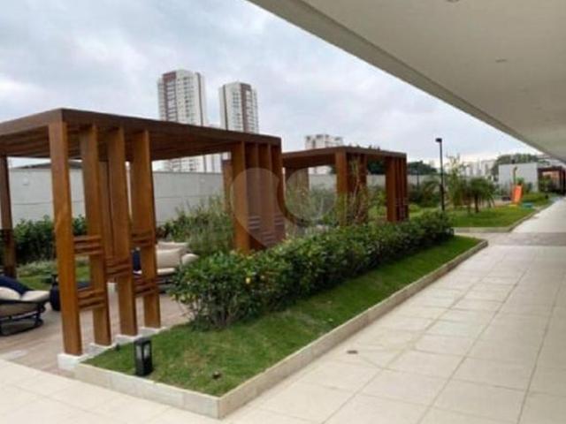 Apartamento com 3 quartos à venda em Barra funda SP