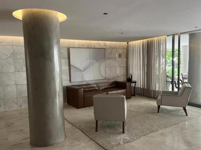 Apartamento com 3 quartos à venda em Bela Vista SP