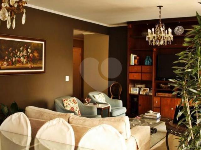 Apartamento com 3 quartos à venda em Bela vista SP