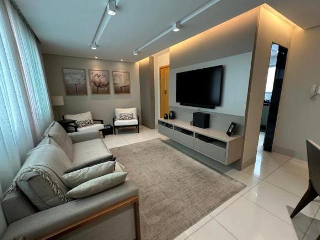 Apartamento com 3 quartos à venda em Belo Horizonte, no bairro Castelo