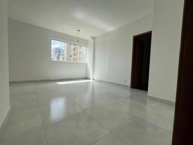 Apartamento com 3 quartos à venda em Belo Horizonte, no bairro Funcionários