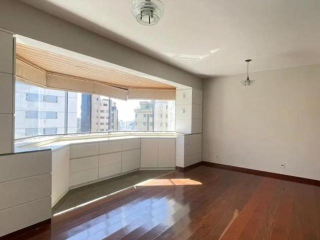Apartamento com 3 quartos à venda em Belo Horizonte, no bairro Funcionários