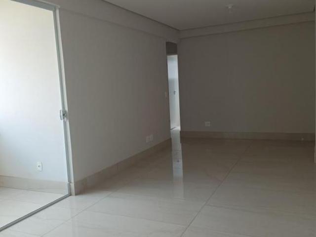 Apartamento com 3 quartos à venda em Belo Horizonte, no bairro Sagrada Família