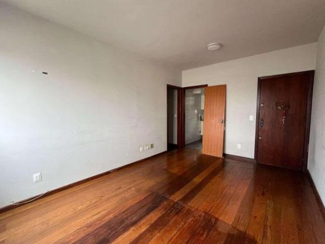 Apartamento com 3 quartos à venda em Belo Horizonte, no bairro Sagrada Família