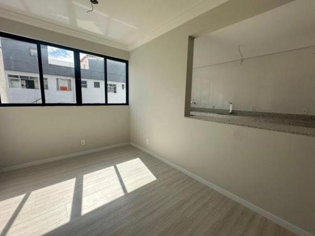 Apartamento com 3 quartos à venda em Belo Horizonte, no bairro Sagrada Família