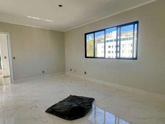 Apartamento com 3 quartos à venda em Belo Horizonte, no bairro Santa Efigênia