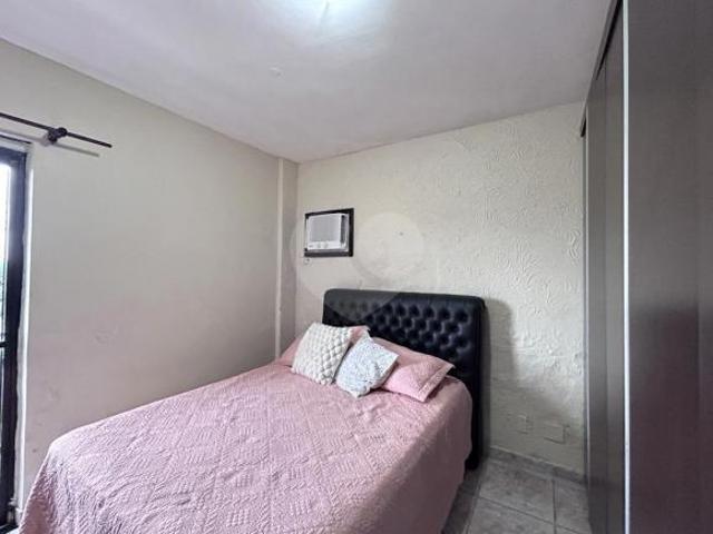 Apartamento com 3 quartos à venda em Gonzaga SP