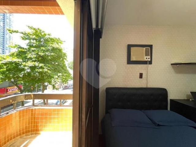 Apartamento com 3 quartos à venda em Gonzaga SP