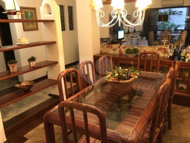 Apartamento com 3 quartos à venda em Enseada SP