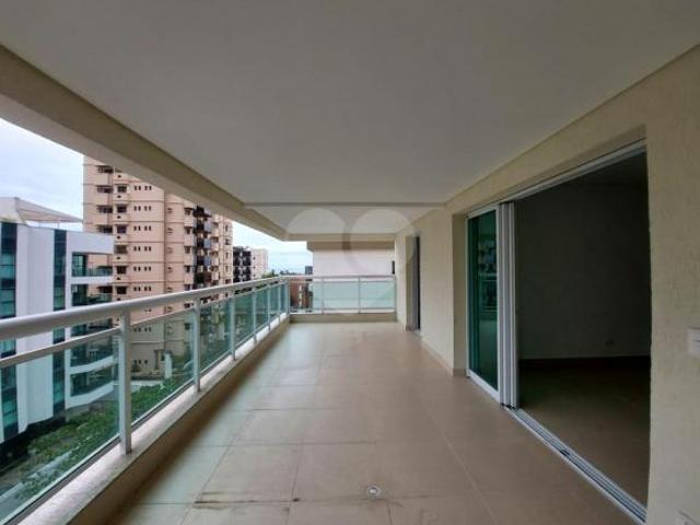 Apartamento com 3 quartos à venda em Enseada SP