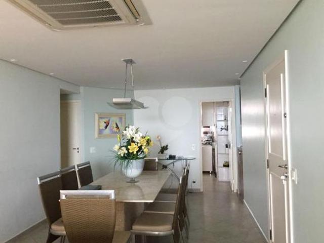 Apartamento com 3 quartos à venda em Enseada SP
