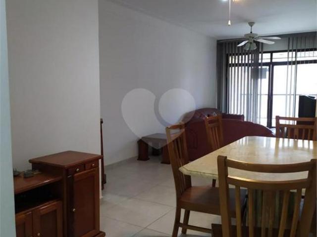Apartamento com 3 quartos à venda em Enseada SP