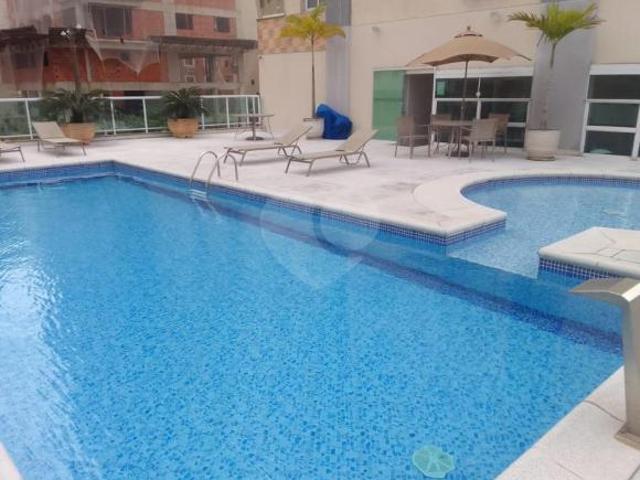 Apartamento com 3 quartos à venda em Enseada SP