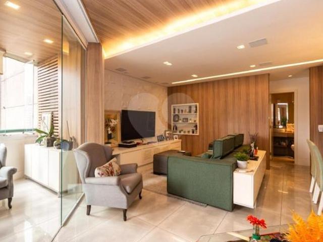 Apartamento com 3 quartos à venda em Indianópolis SP