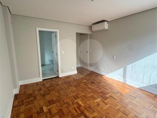 Apartamento com 3 quartos à venda em Itaim bibi SP