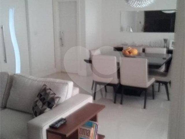 Apartamento com 3 quartos à venda em Jardim Avelino SP
