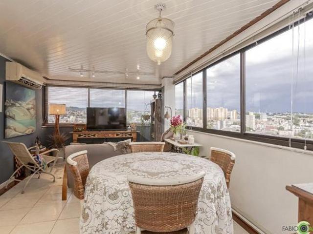 Apartamento com 3 quartos à venda em Jardim Botânico RS