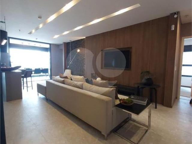Apartamento com 3 quartos à venda em Jardim das acácias SP