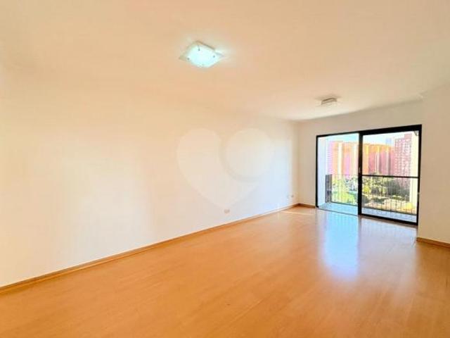 Apartamento com 3 quartos à venda em Jardim das laranjeiras SP