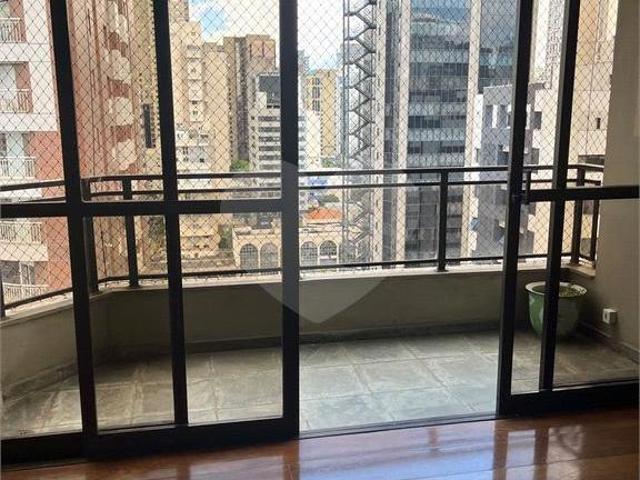 Apartamento com 3 quartos à venda em Jardim europa SP
