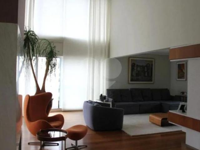 Apartamento com 3 quartos à venda em Jardim fonte do morumbi SP