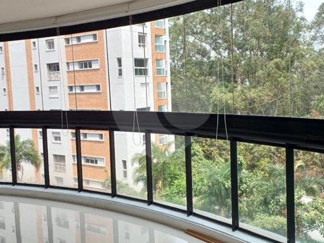 Apartamento com 3 quartos à venda em Jardim fonte do morumbi SP