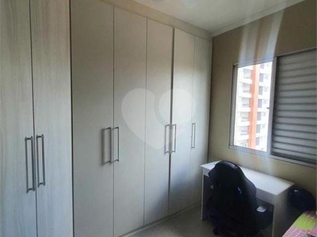 Apartamento à venda com 3 quartos, sendo 1 suíte, no condomínio Spazio Monte Dore, São Carlos
