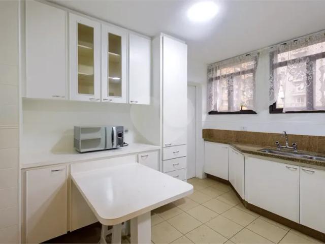 Apartamento com 3 quartos à venda em Jardim Paulistano SP