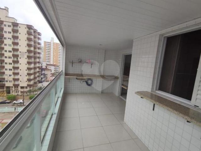 Apartamento com 3 quartos à venda em Ocian SP