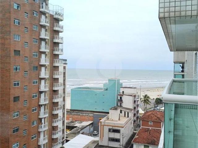 Apartamento com 3 quartos à venda em Ocian SP