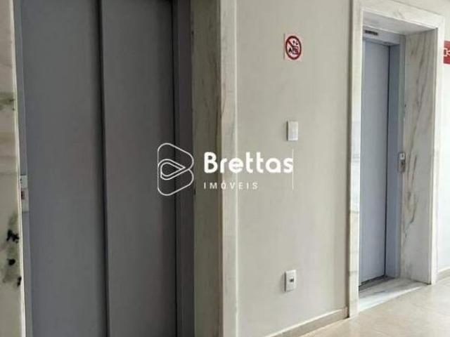 Apartamento com 3 quartos à venda em Lavras, no bairro Centro
