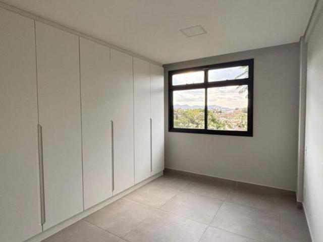 Apartamento com 3 quartos à venda em Lavras, no bairro Jardim Fabiana