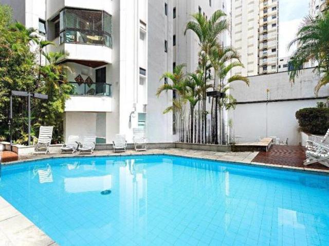 Apartamento com 3 quartos à venda em Moema SP