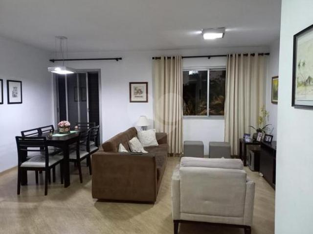 Apartamento com 3 quartos à venda em Moema SP